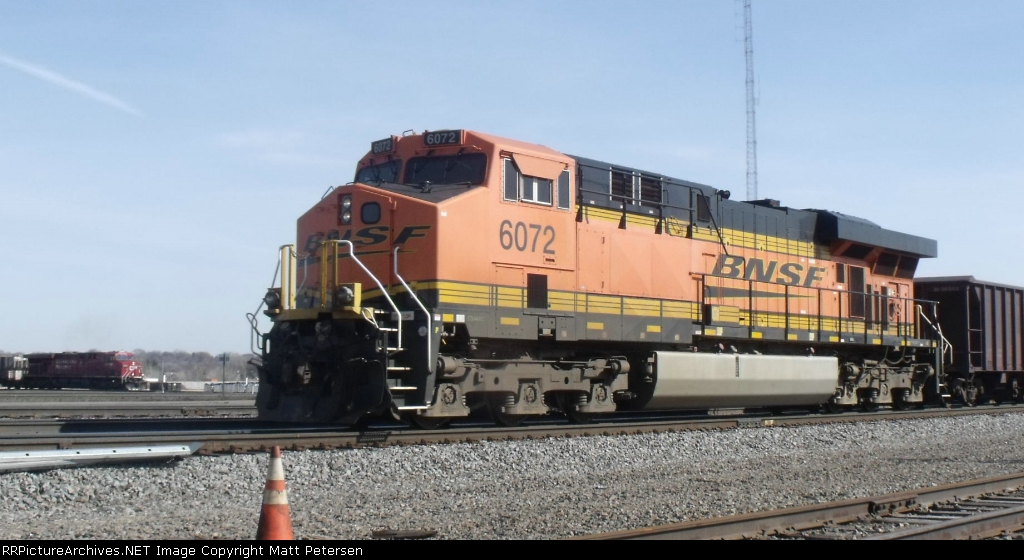BNSF 6072